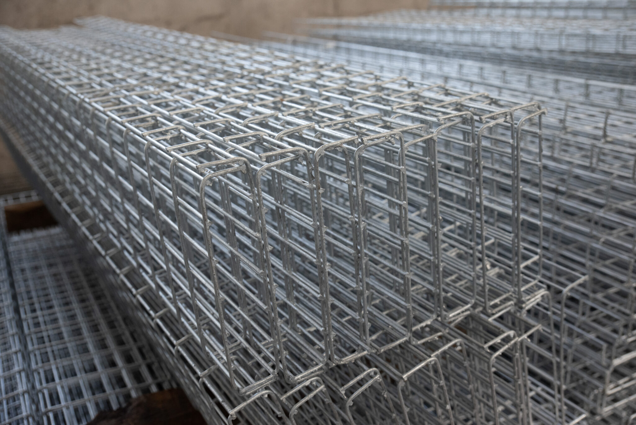 Galvanized Cable Trays – Mesh & Steel